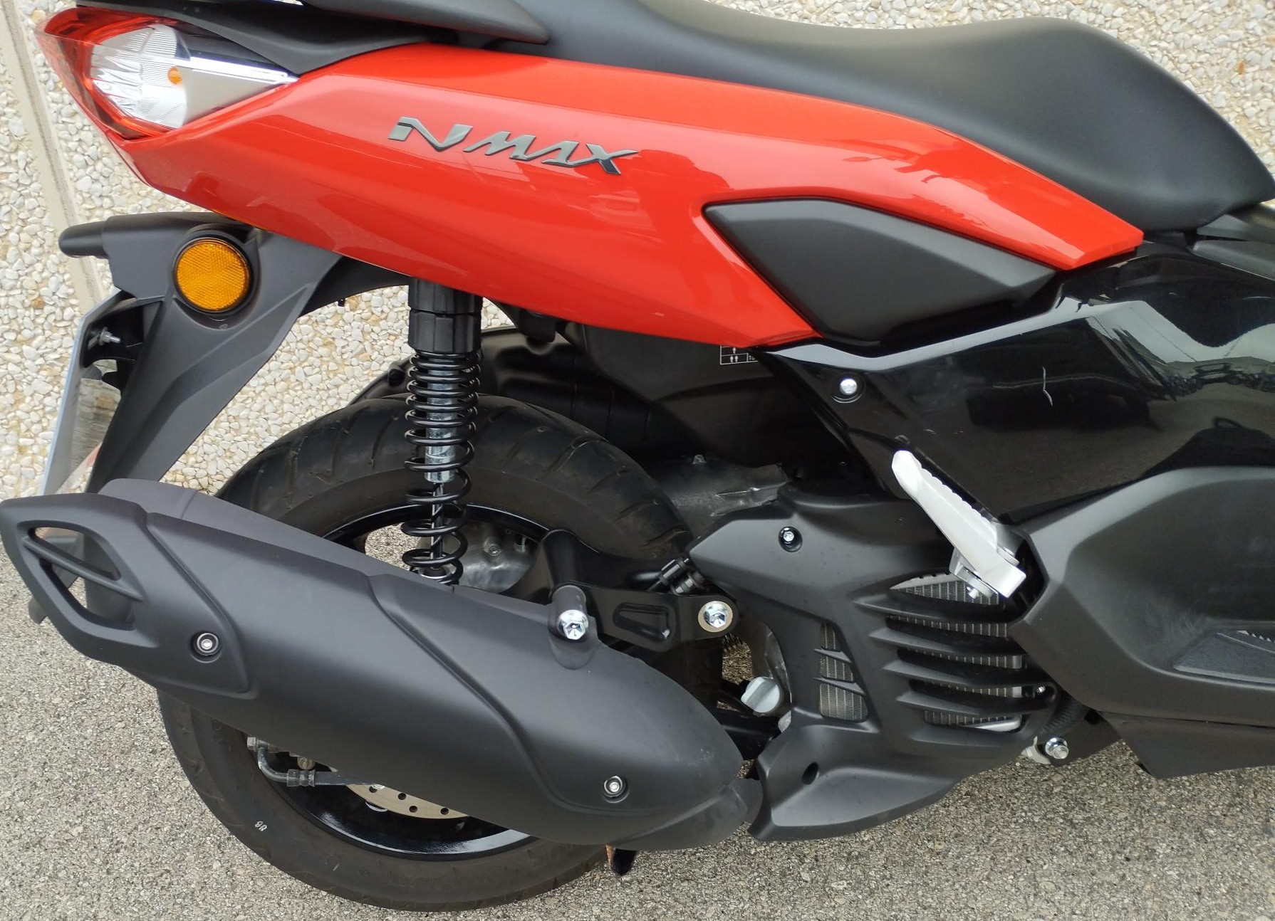 YAMAHA N MAX 125 CC (2024) 2.900 € - Motos Ausió YAMAHA