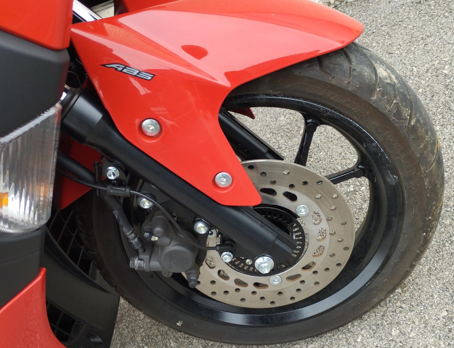 YAMAHA N MAX 125 CC (2024) 2.900 € - Motos Ausió YAMAHA